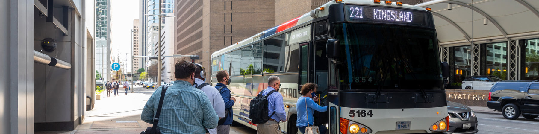 221 Kingsland | METRO Park & Ride Bus | ADA Accessible | Houston, Texas